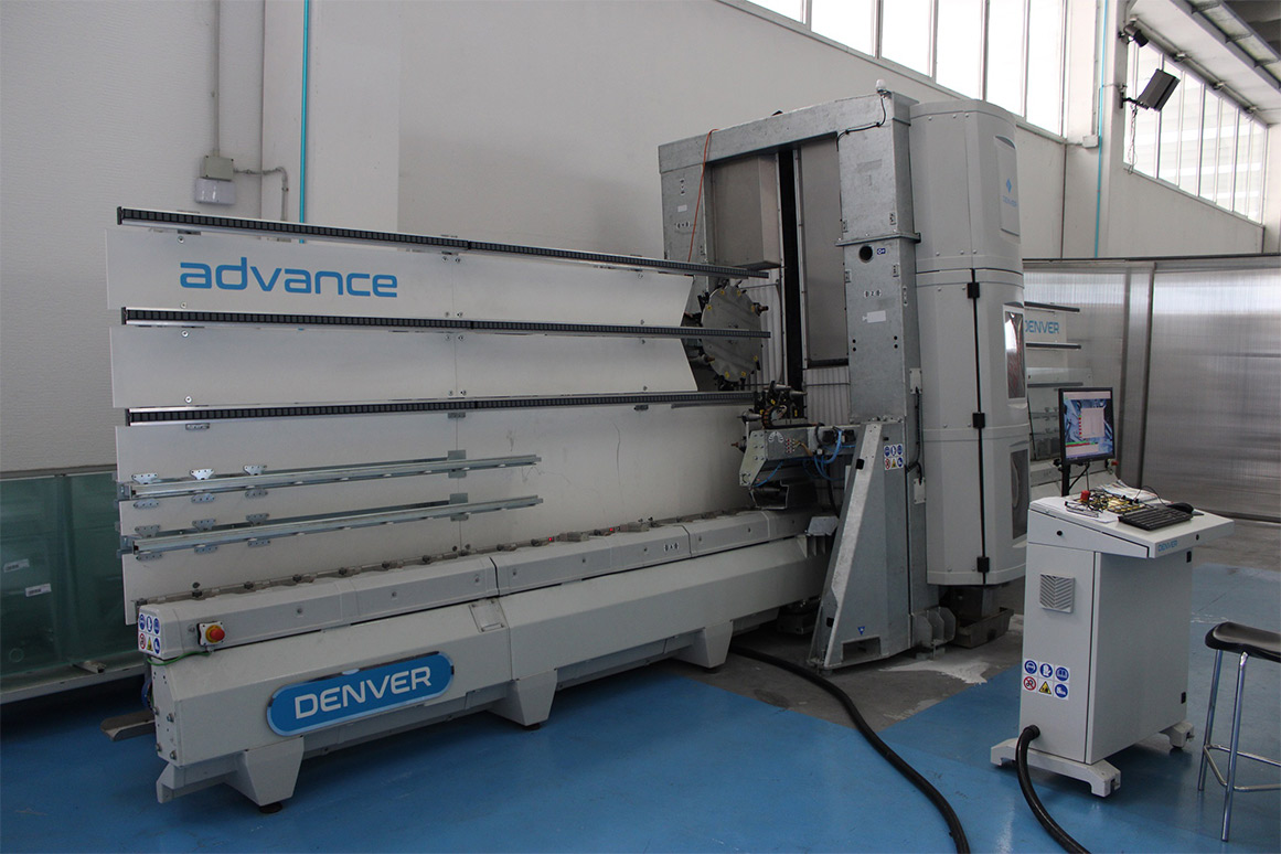 SECOND HAND – DENVER